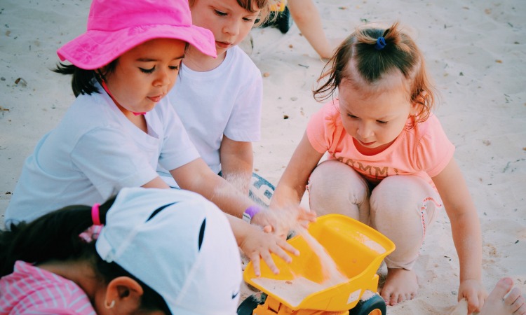 Hey Parent at the Playground, Don’t Make Me Discipline Your Kids