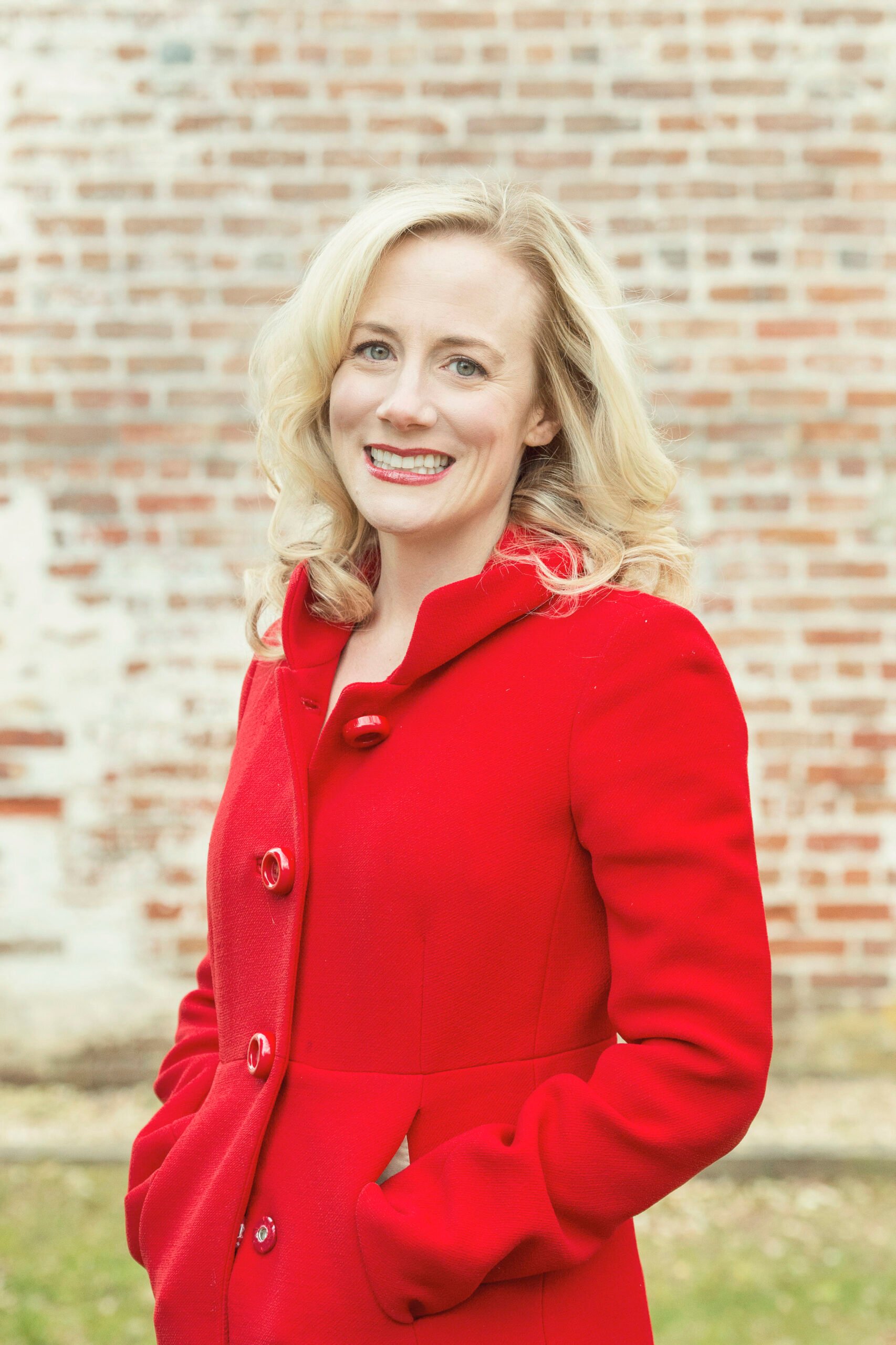 Laura Lifshitz | Mom.com