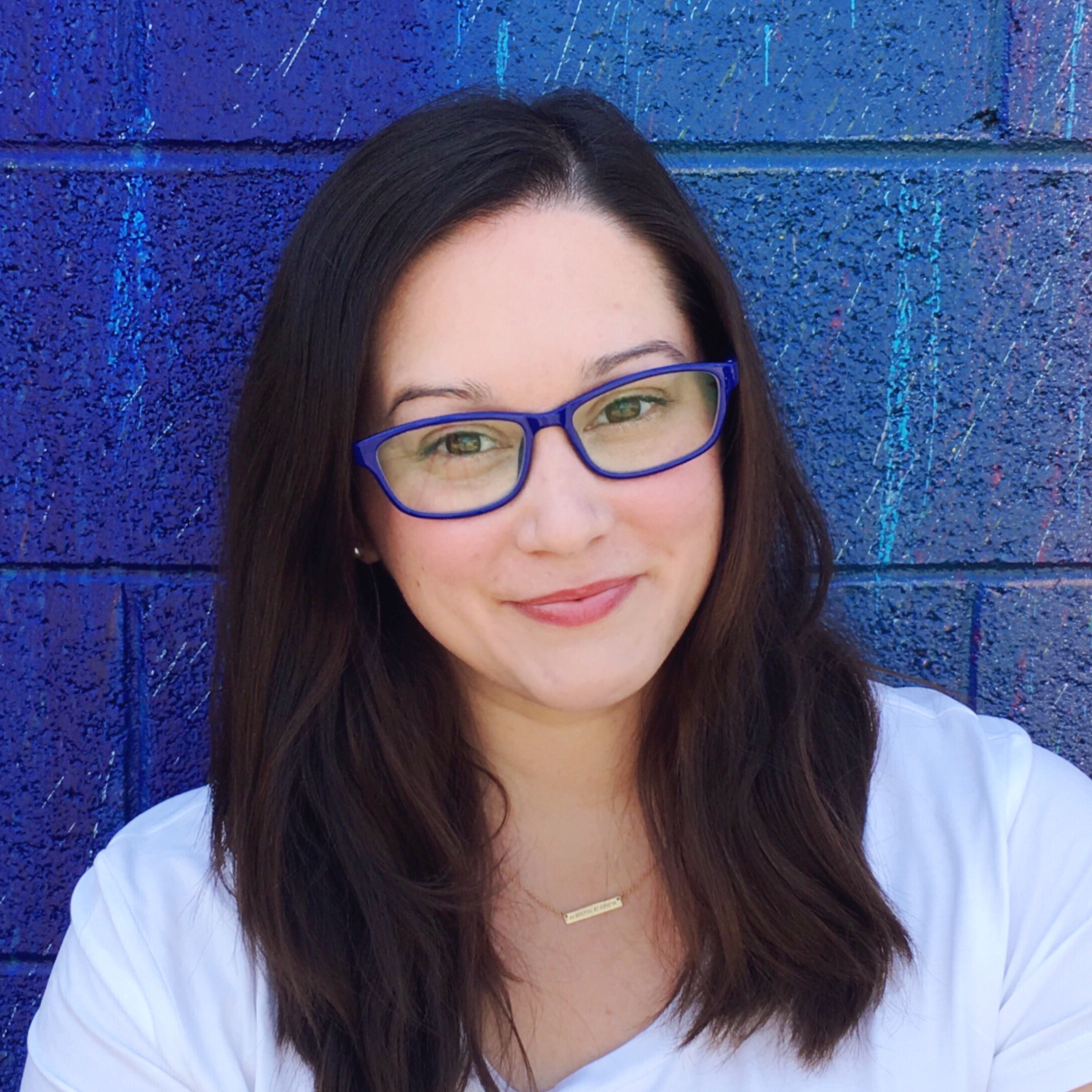 Maura Wall Hernandez | Mom.com