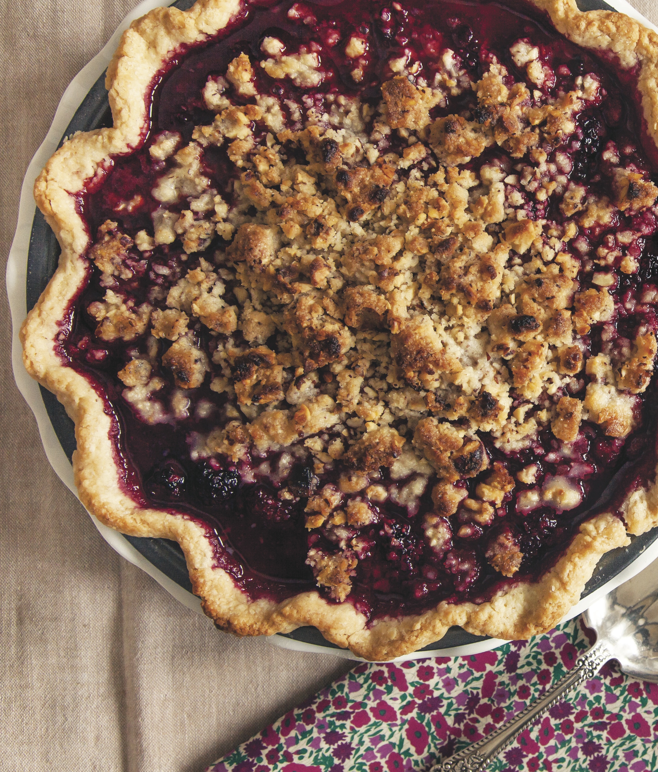 Marionberry Pie with Hazelnut Crumble