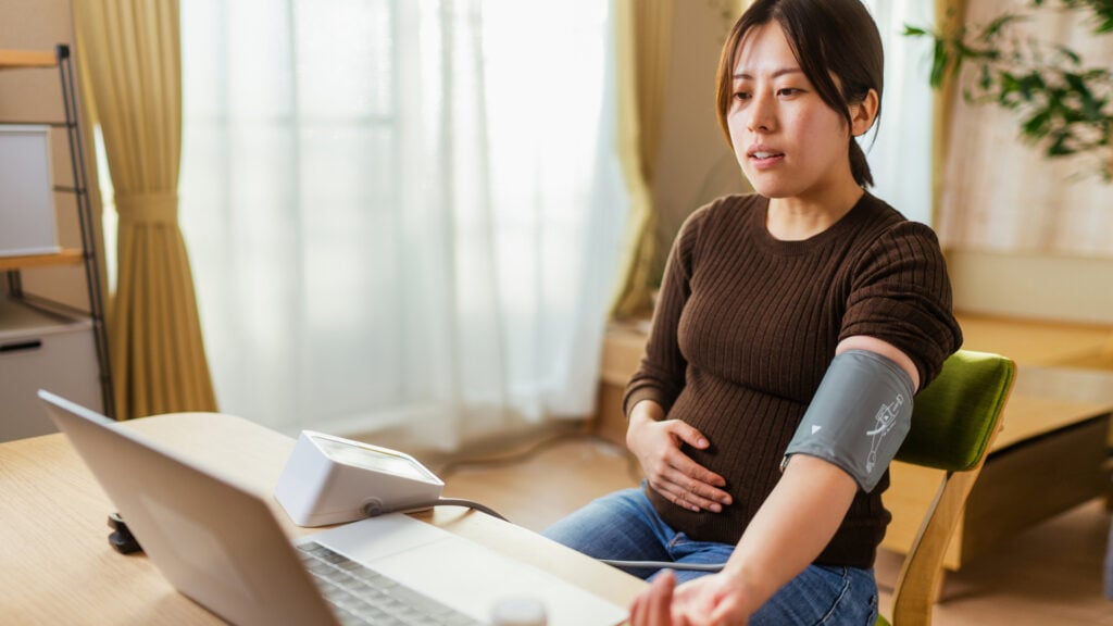 Here's What You Should Know About Preeclampsia