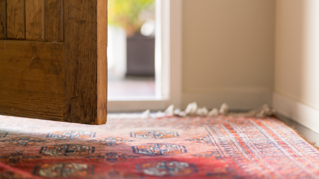 Teen Shocked After Dad Let Random Stranger Into Home